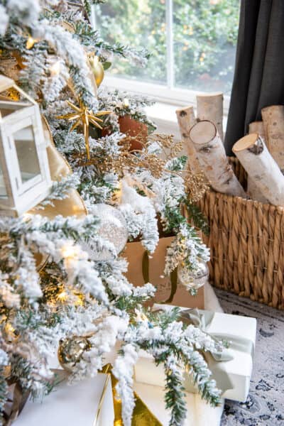 How to Decorate a Stylish Earth Tones Christmas Tree • Craving Some ...