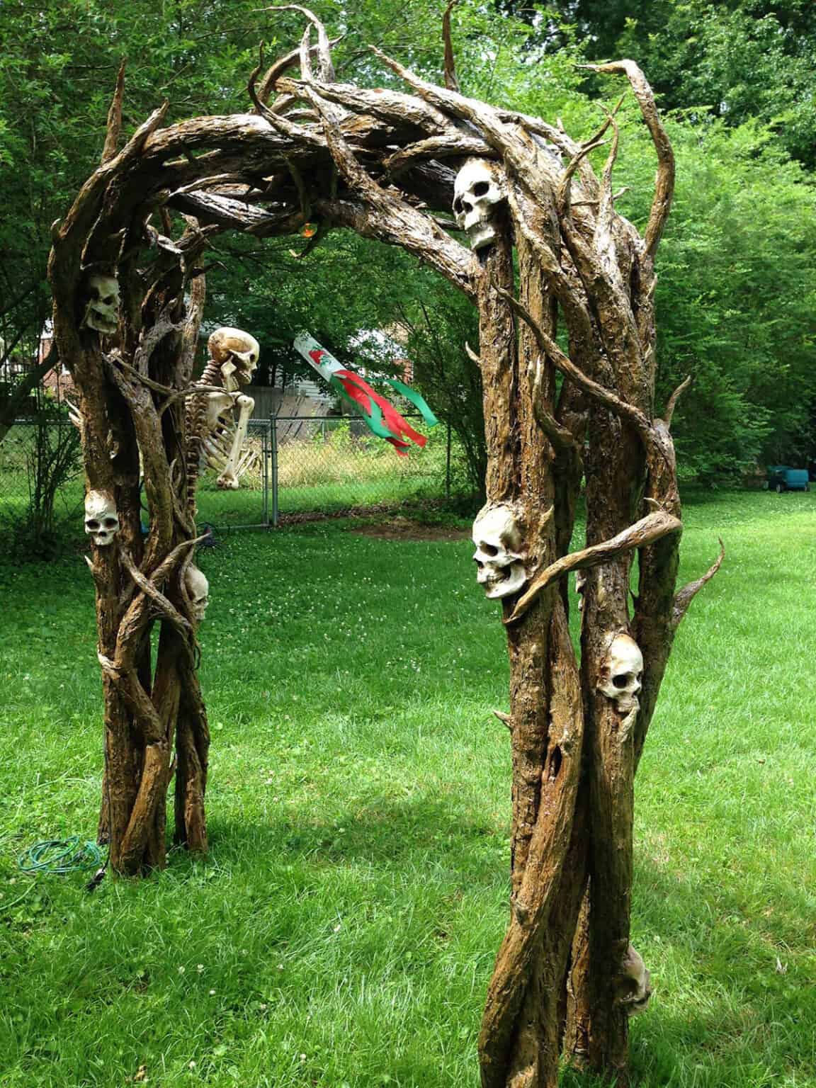 30 Impressive DIY Halloween Decorations for Outdoors • Craving Some ...