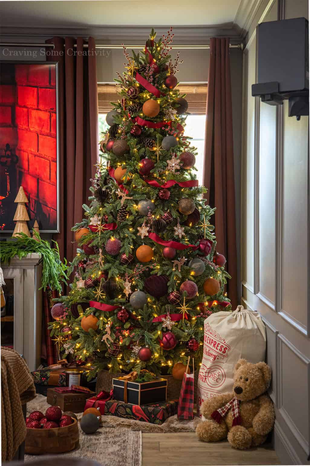 Victorian Inspired Moody Christmas Tree • Craving Some Creativity